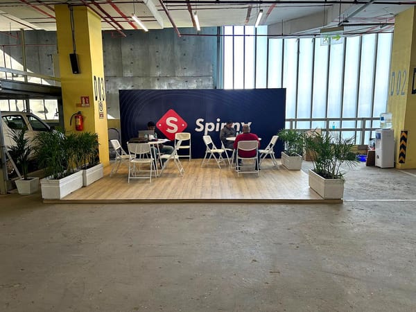 Spinny Car Hub, Trillium Avenue, Gurgaon - Used Car Dealers in Gurgaon