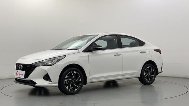Hyundai Verna White 2022